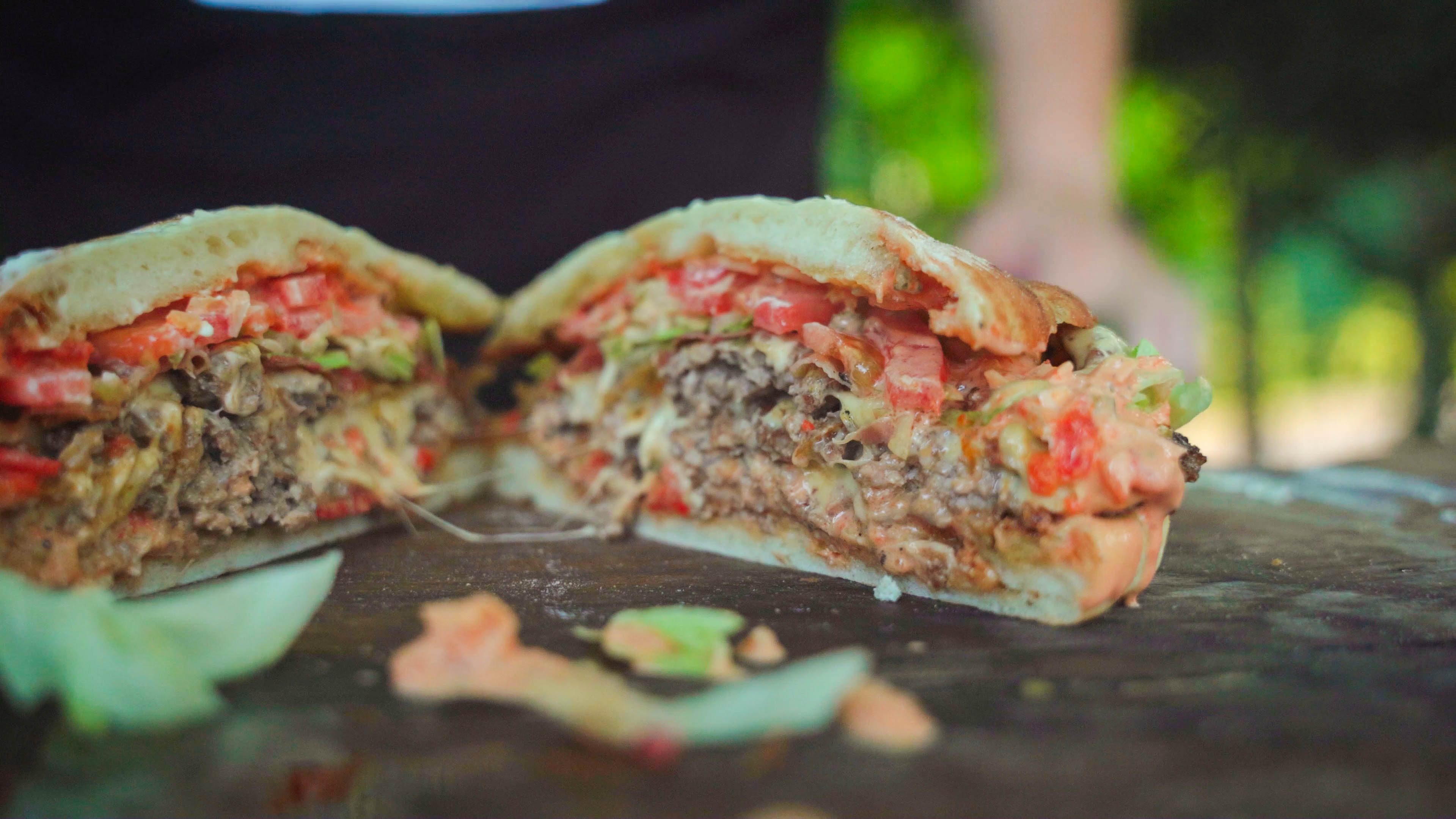 Kako napraviti domaći burger - Balkan Smash Burger